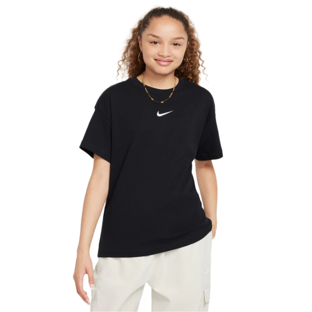 Nike Sportswear Essential Big Kids' (Girls') T-Shirt Black